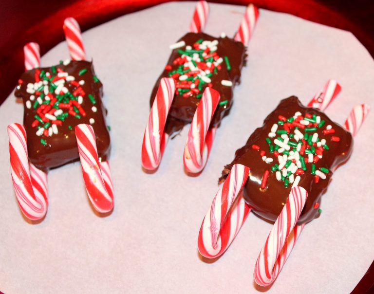 Effortless Edible Sleds and Christmas Pops - The Effortless Girl DIY